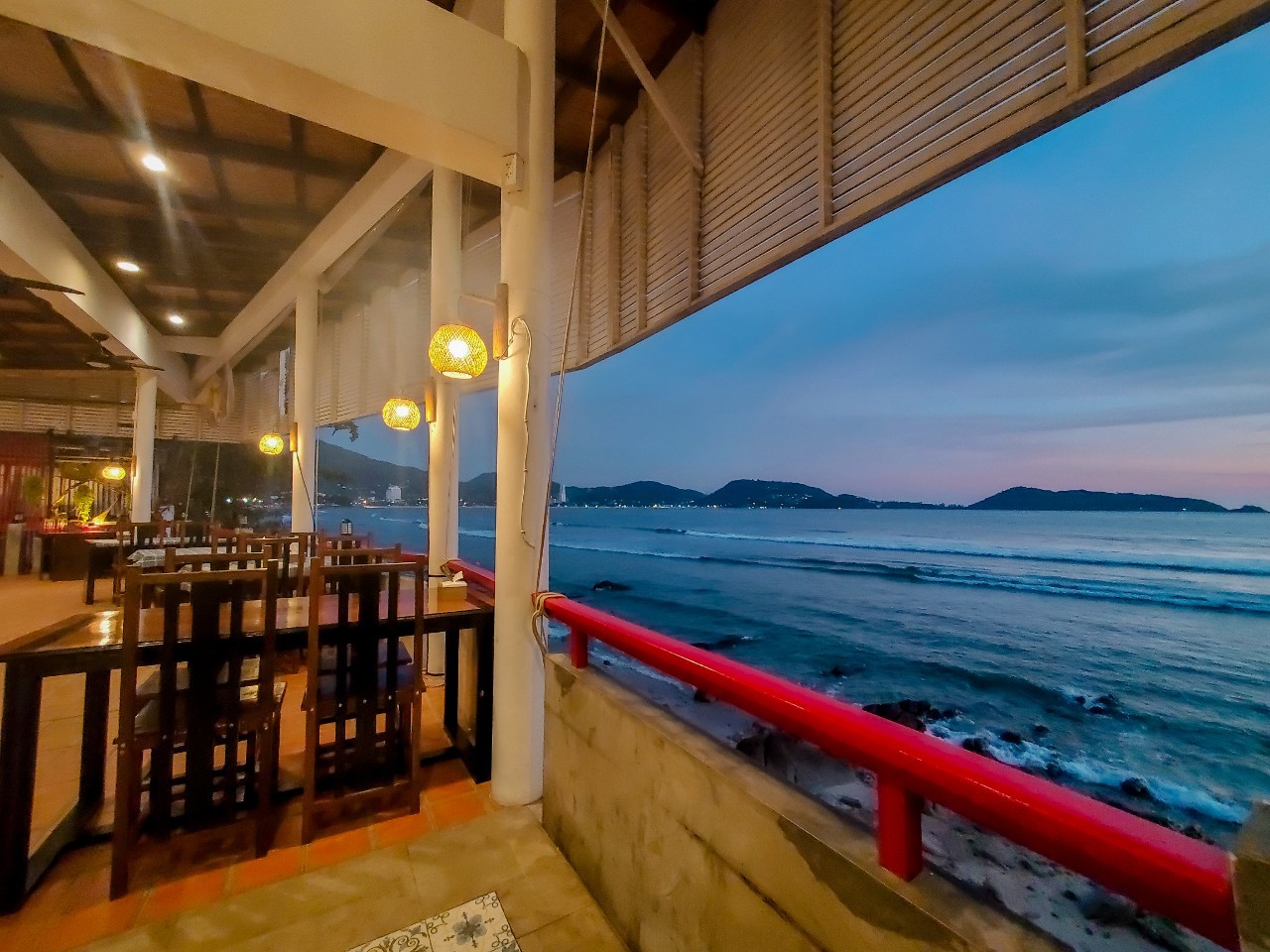 Pantai Seaview Restaurant - เที่ยวภูเก็ต รีวิว